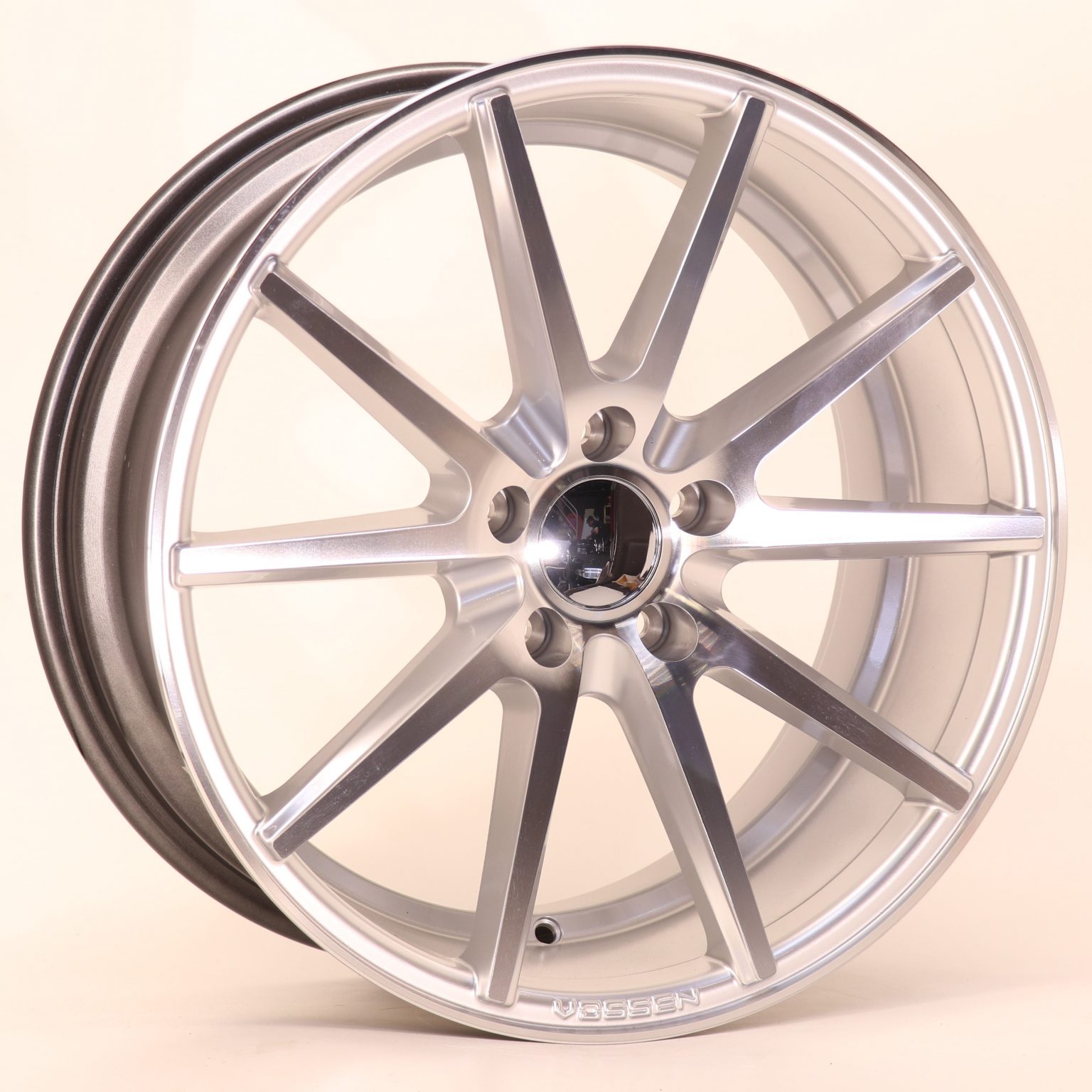 18 Inch Alloy Wheels Wellington | 18" Mag Wheels | Rims | Grip T&W